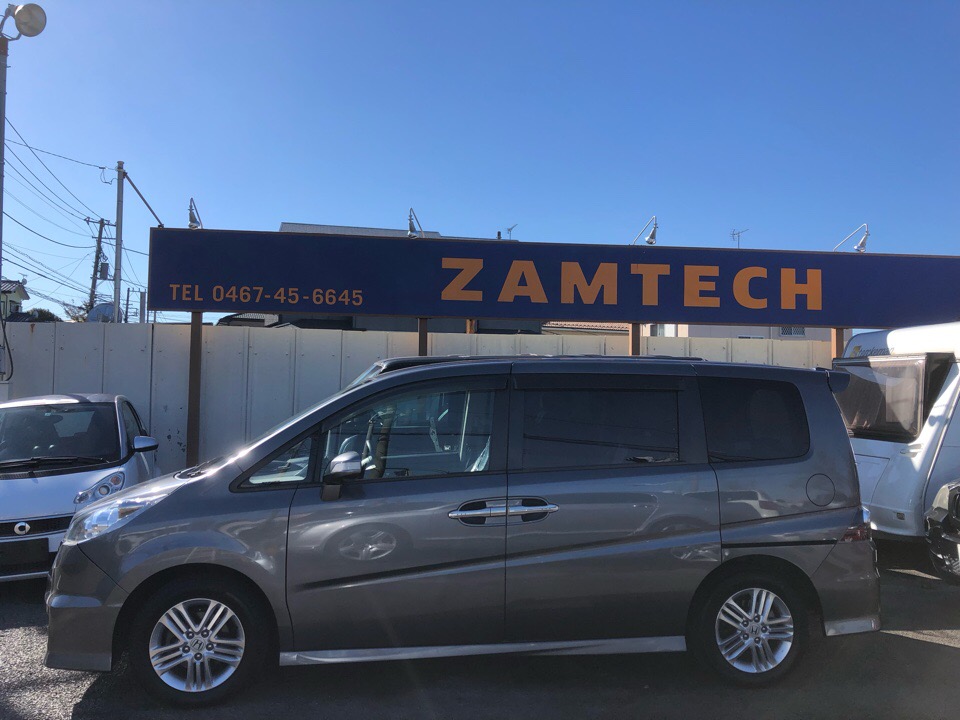 ホンダ ステップワゴン 2.0 スパーダ S | 輸入車販売 ZAMTECH (ザムテック)