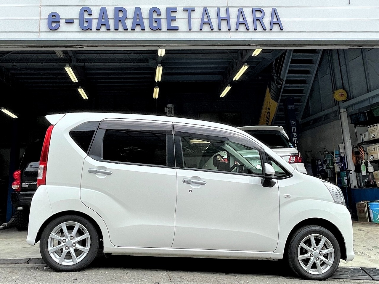 ダイハツ ムーヴ X ターボ SAII | 輸入車販売 ZAMTECH (ザムテック)